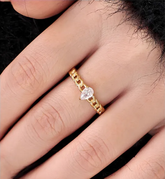 Emily Cuban Ring – James Jewellery