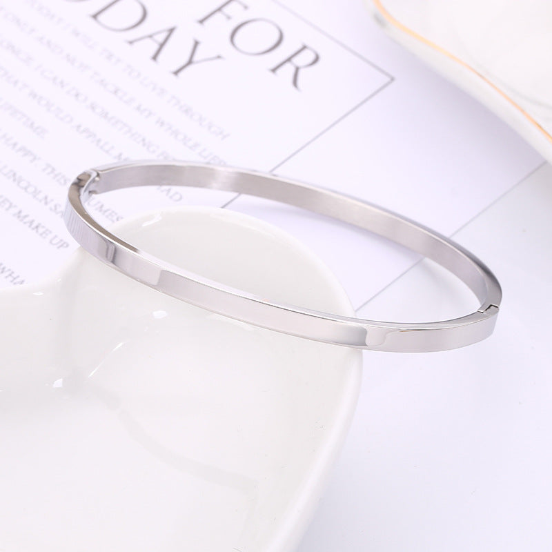 The GOAT Bangle – James Jewellery