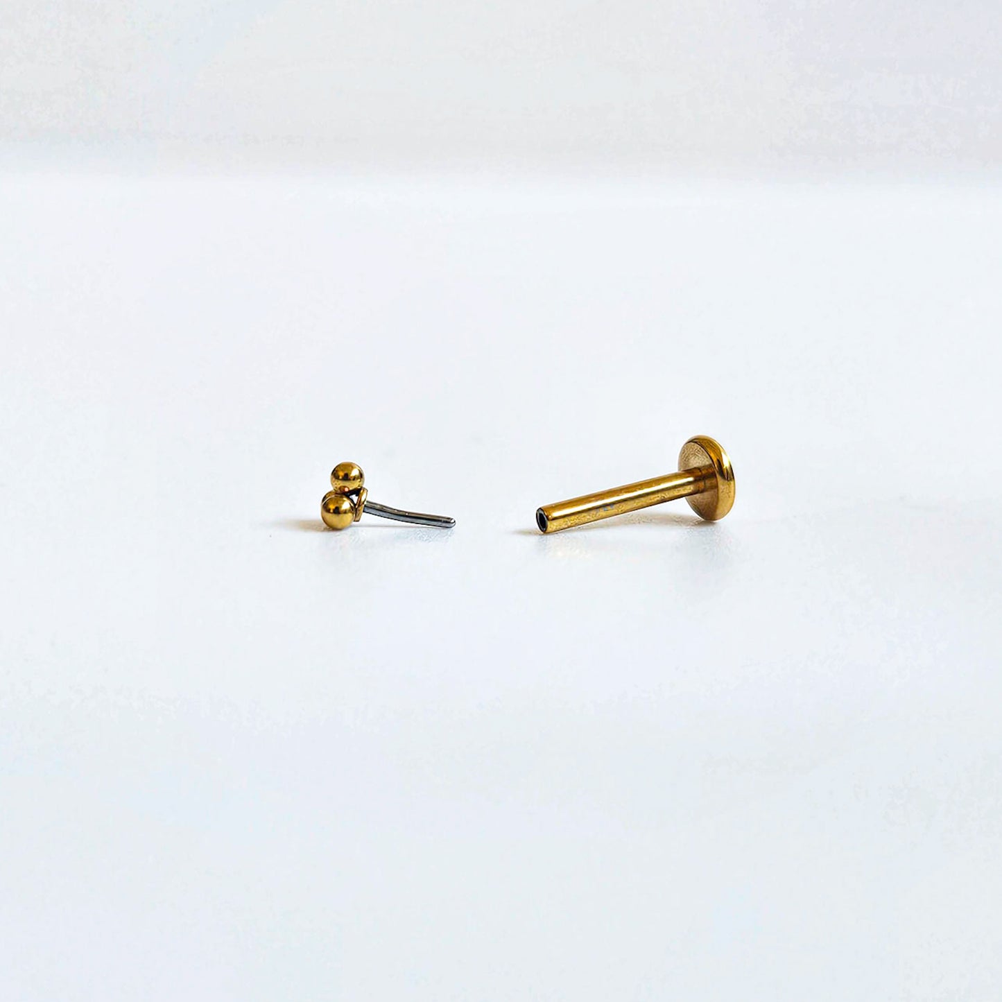 Three Little Dots | Threadless Flat Back Stud – James Jewellery